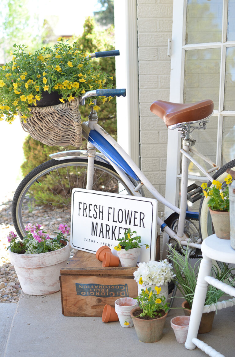 Spring Porch Ideas to Celebrate the Season of Flowers