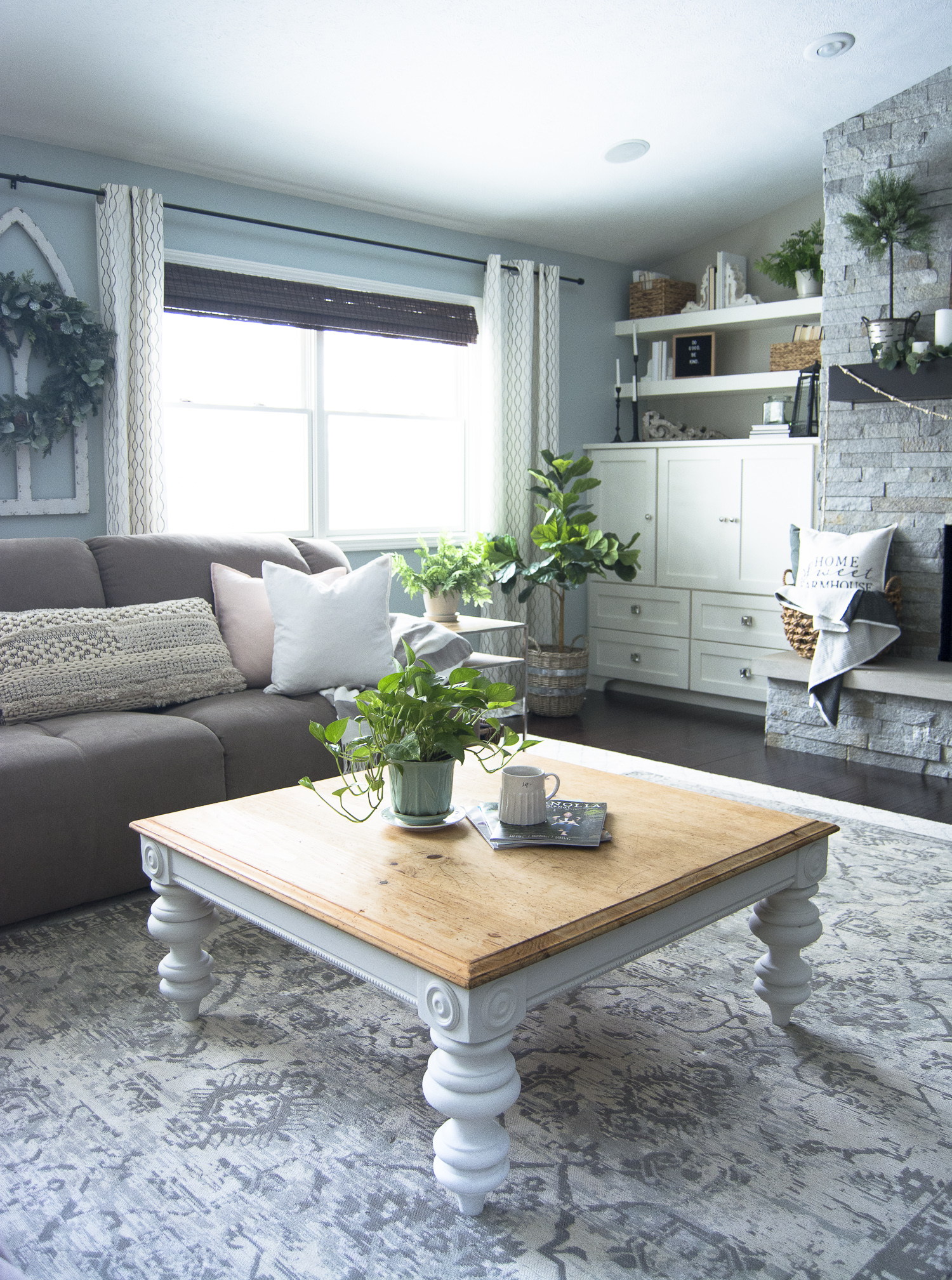 Modern Farmhouse Coffee Table DIY DIYbunker Modern Farmhouse Coffee Table DIY DIYbunker
