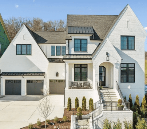 Classic & Clean White Home Exterior Ideas