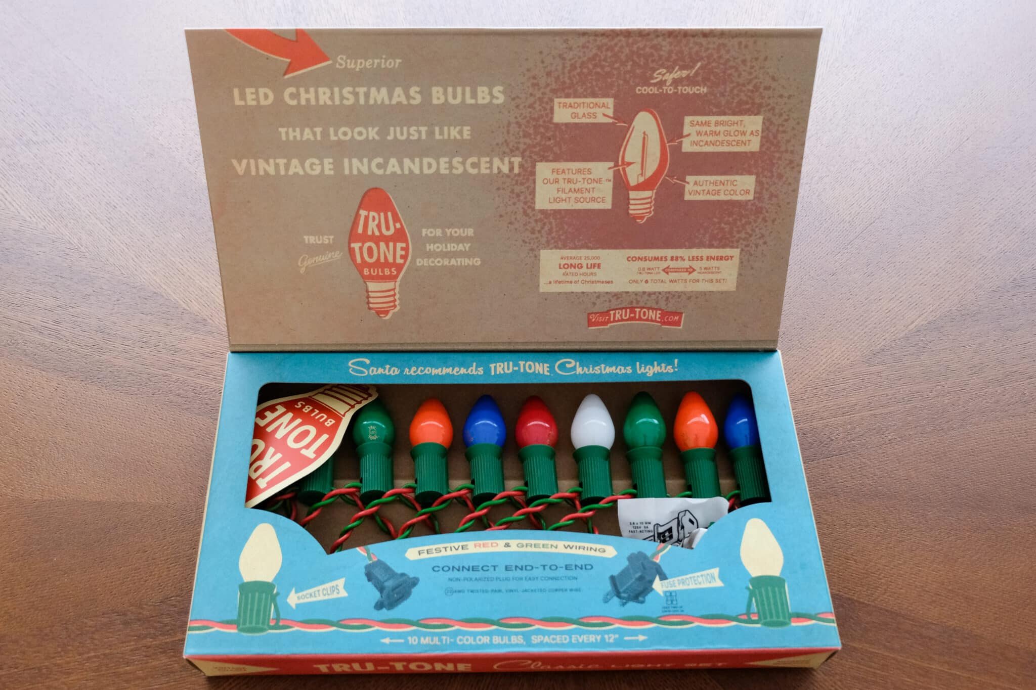 Tru-Tone Christmas Lights Have The Cozy Vintage Glow You Adore