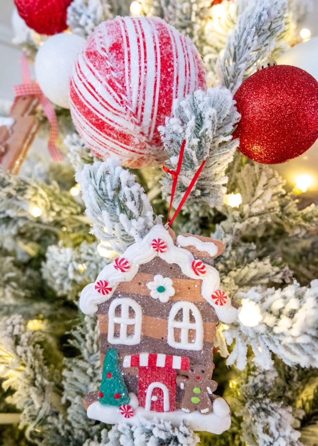 Red and White Christmas Tree (Gingerbread-Themed)