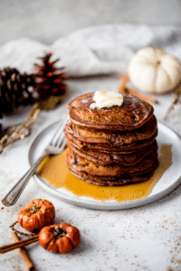 22 Christmas Breakfast Ideas That'll Delight Your Family