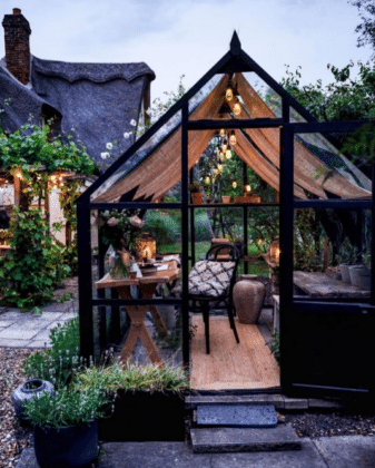 30 Greenhouse Designs Gardeners Are Obsessing Over